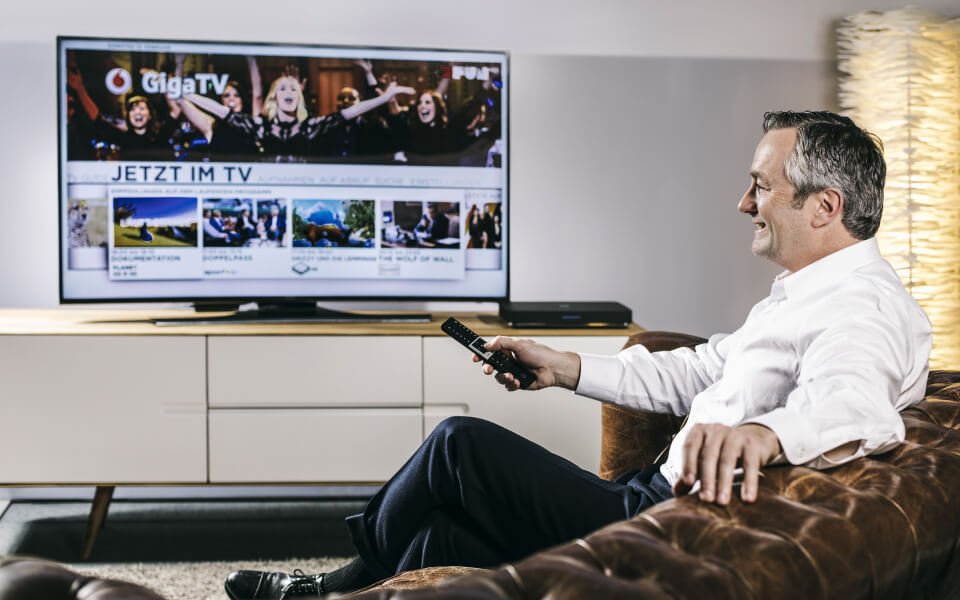 IPTV: Empfange Fernsehen über das Internet empfangen